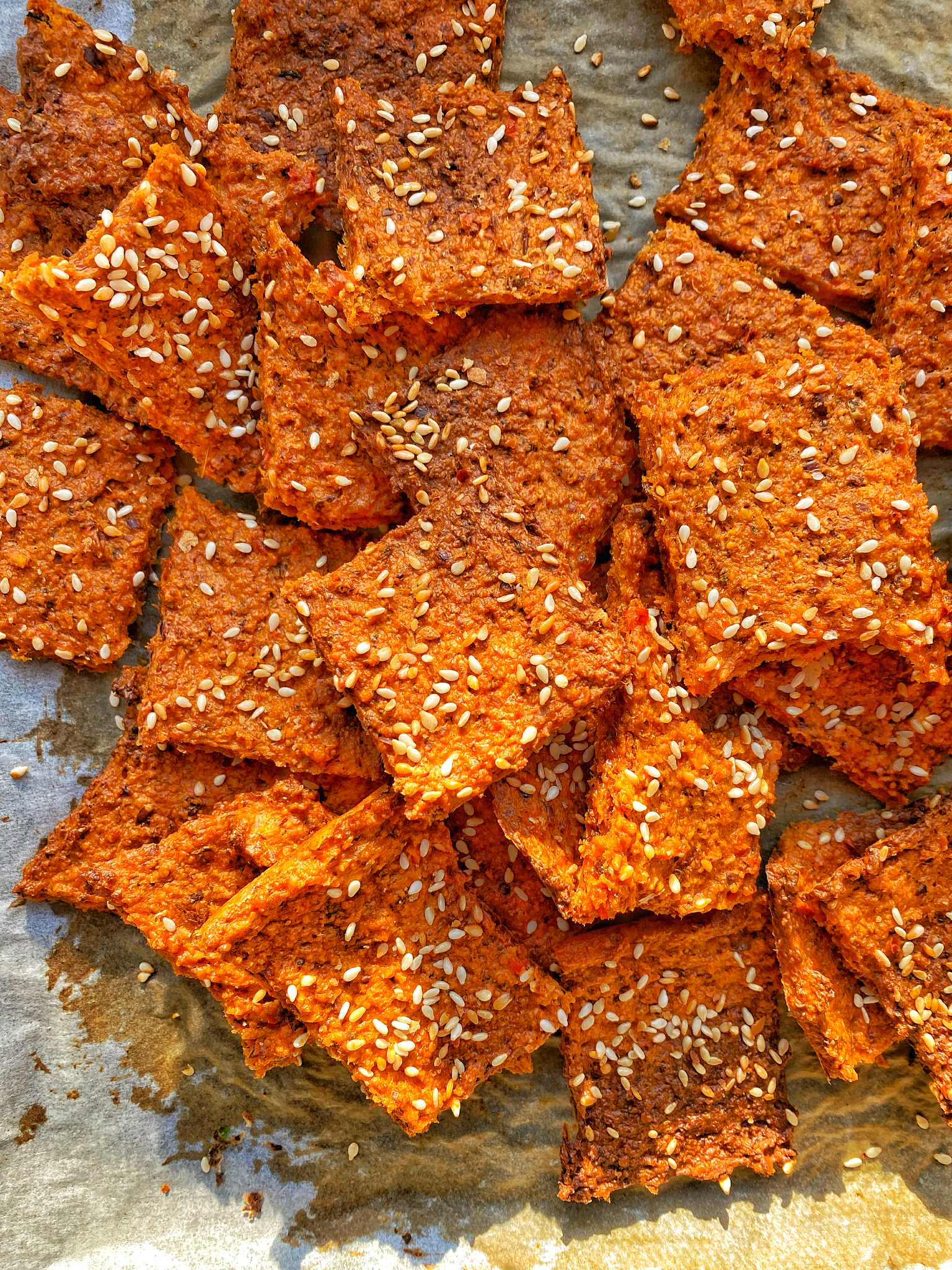 Red Pepper Oat Crackers - Tasty Simply Vegan